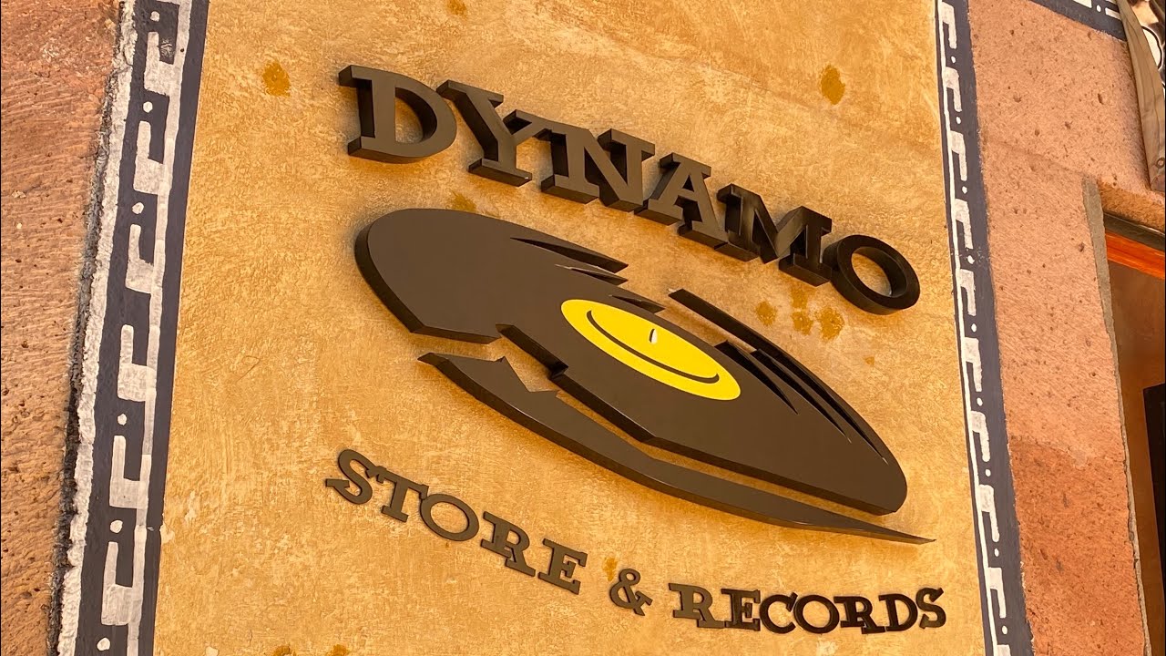 Visita a Dynamo Store & Records - En Vinyl - JJyC